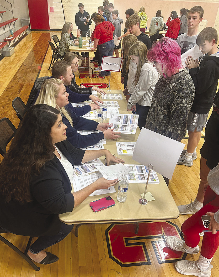 Middle schoolers learn life lessons in Reality 101 | Albion News ...